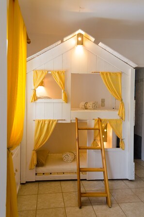 Casa | 5 quartos, quartos insonorizados 
