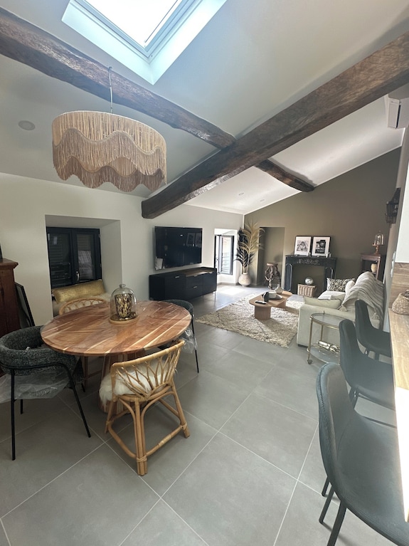 Appartement Moderne Centre Ville Dans Immeuble Ancien 5 Mn Des Plages - Propriano