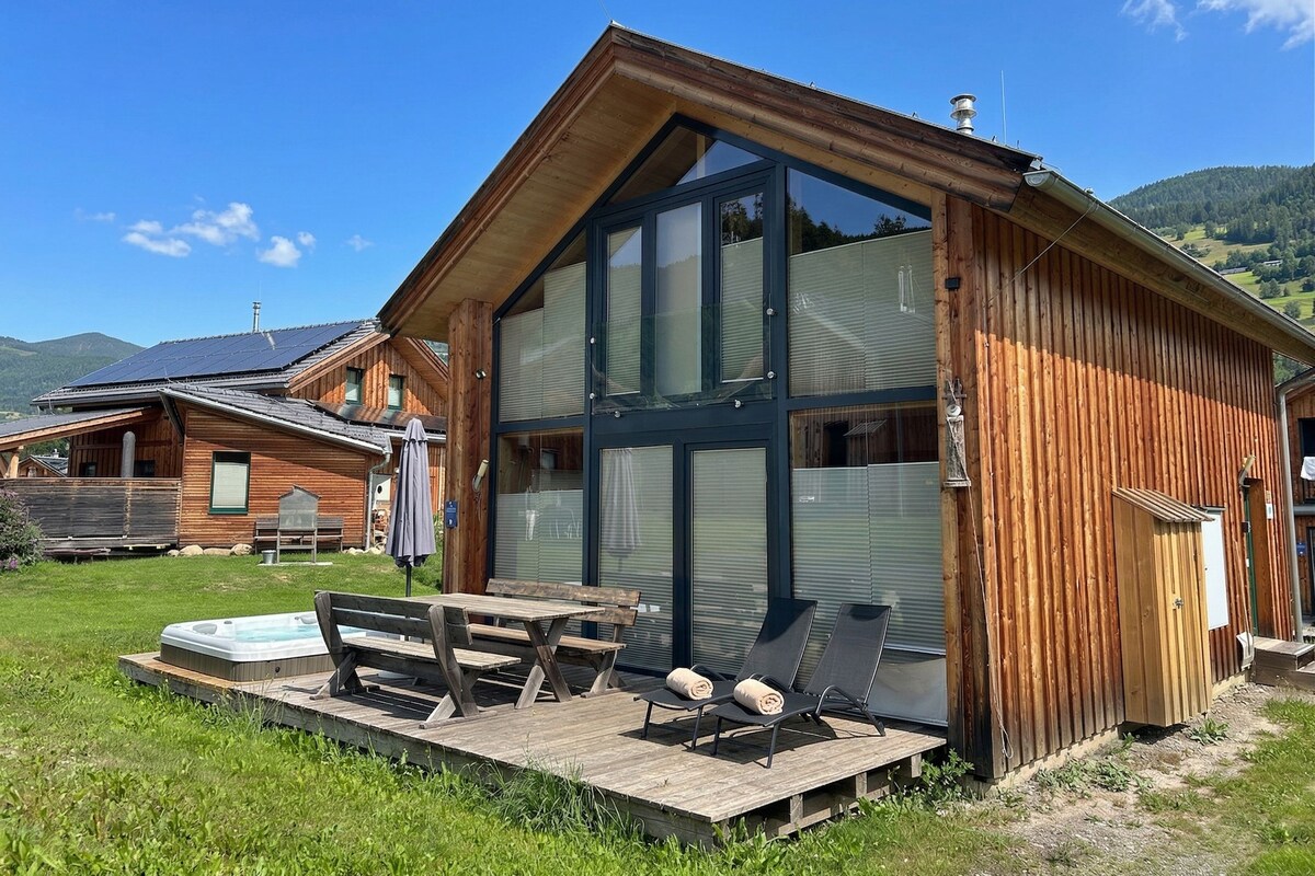 Chalet # 44b  mit 4 Schlafzimmern, Sauna & Whirlpool | Terraço/pátio interior