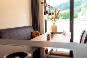 Superior Ferienwohnung mit 2 Schlafzimmern & IR-Sauna | Wi-fi grátis 