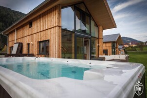 Premium Ferienhaus # 8 mit Sauna & Swim Spa | Wi-Fi de cortesia