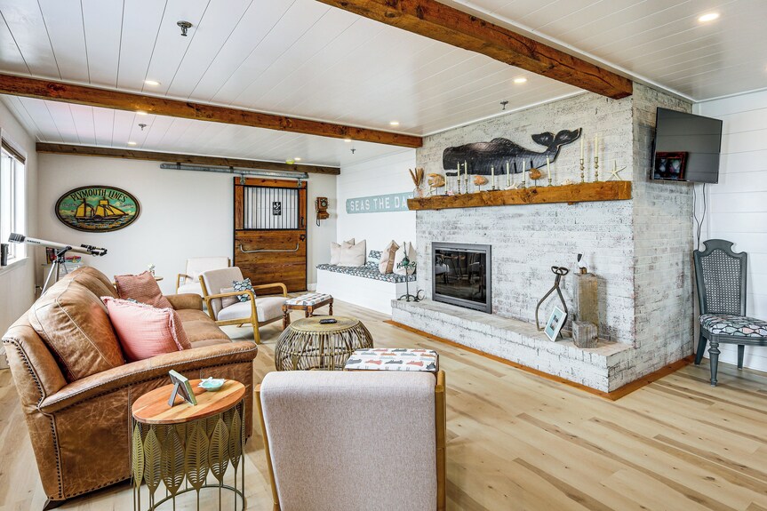 Beachfront Dennis Condo W/ Patio, Dogs Welcome - デニス, MA