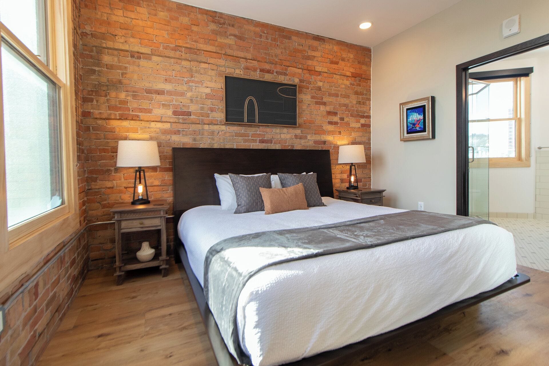 Apartamento Premium, 1 cama king-size e sofá-cama, não fumadores, cozinha | Secretária adequada para computadores portáteis, ferro/tábua de engomar 