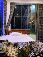 Quarto luxo, vista para a colina | Roupa de cama