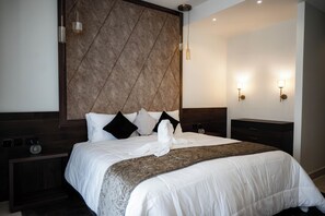 Camas Select Comfort, cofres nos quartos, cortinas blackout