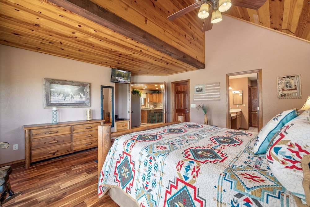 Lazy Trout Fishing Lodge - Greer, AZ