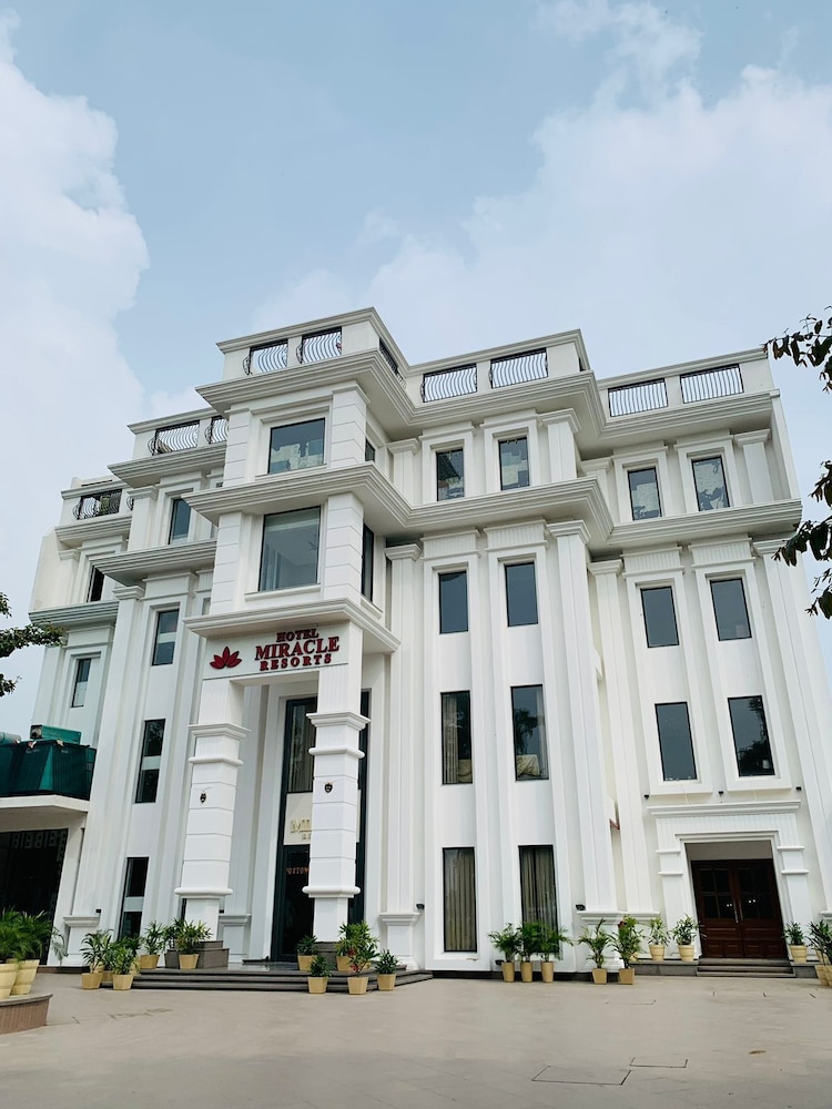 Hotel Miracle Resorts - Phagwara