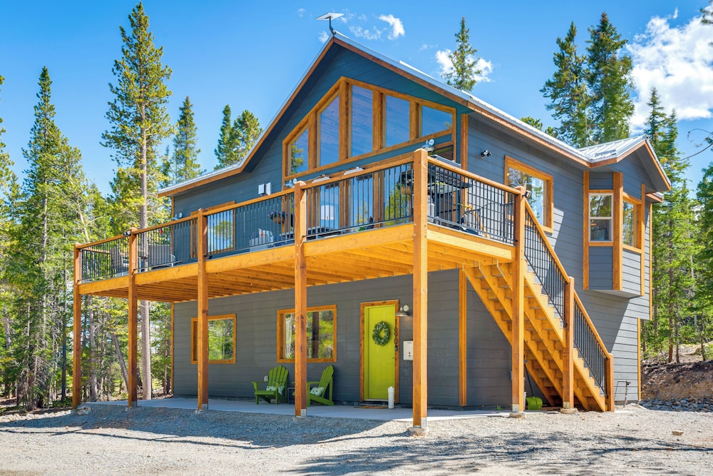 24-0082 Fairplay Cabin: Hike, Fish, Ski! - Alma, CO