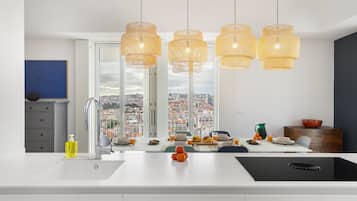 Dúplex, 4 quartos | Cozinha privada | Uma chaleira elétrica, uma torradeira