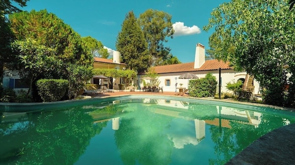 Family Paradise: Exquisite Retreat For Holidays - Abrantes
