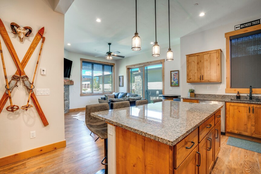 Fraser Adventure Base! Condo Near Hiking & River - Fraser, CO