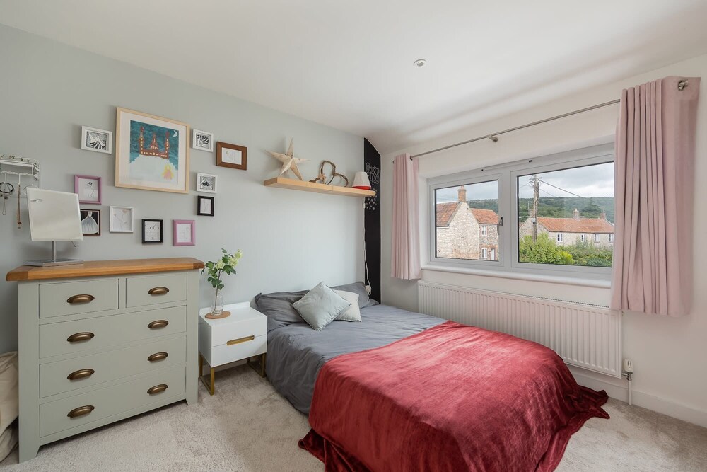 Spacious House in the Heart of Cheddar - Cheddar | Vrbo