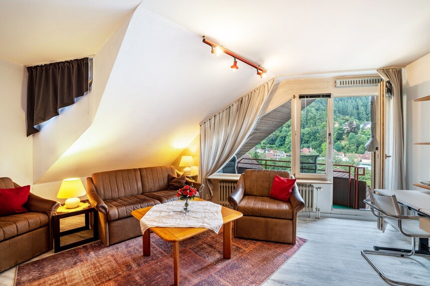 Studio 'Ferienwohnung Weitblick' Avec Vue Sur Les Montagnes Et Balcon - Bad Liebenzell