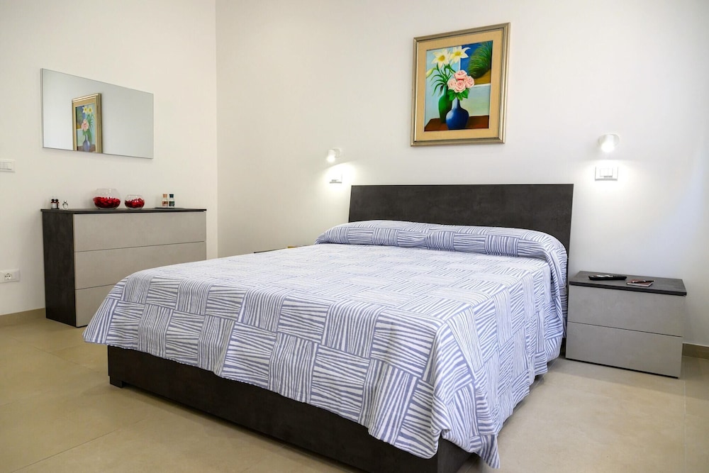 Beautiful Apartment On The Sea In Giardini Naxos - Naxos