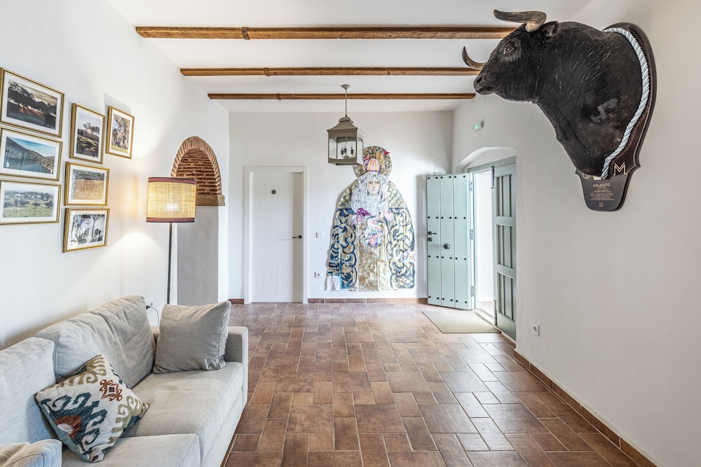 Hospedium Hotel Rural Virgen María - Guillena