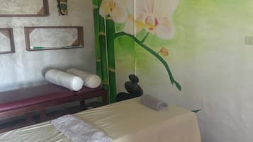 Massagens com pedras quentes, massagens musculares profundas