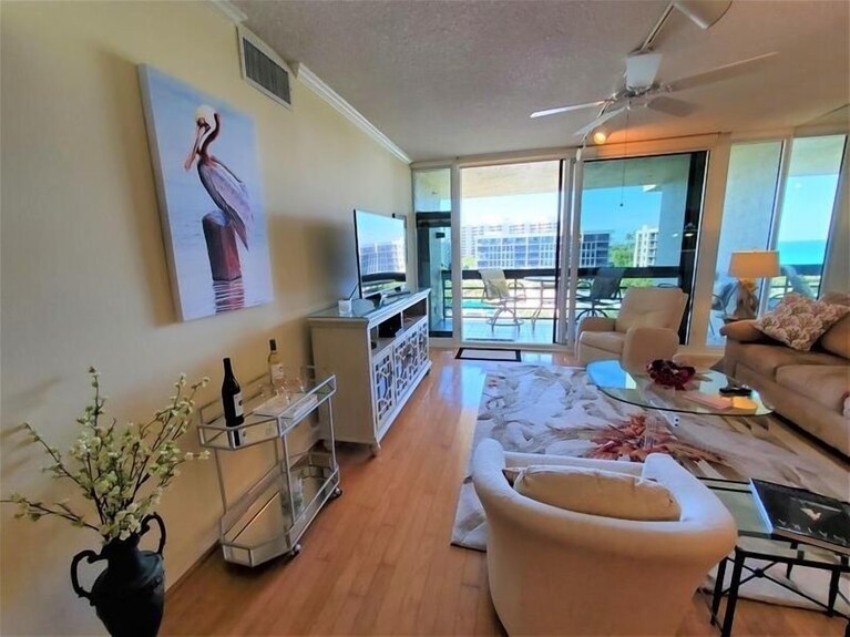 2 Bedroom 5th Floor Gulf View Condo In Beachplace By Fvc - Longboat Key, FL