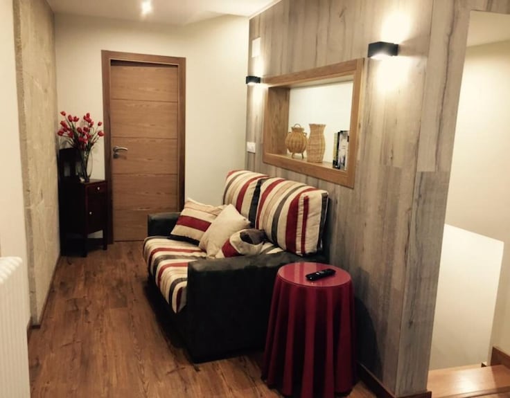 Casa Rural 'O Cantón' Con Balcón Y Wi-fi - Celanova