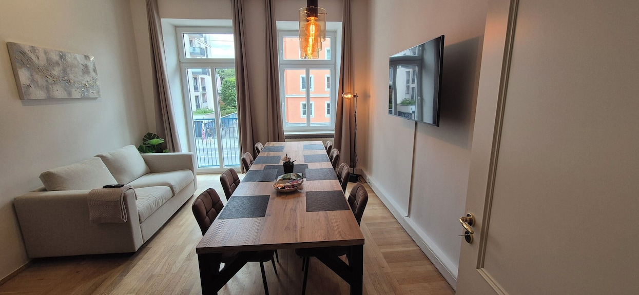 Munich Directly At The Oktoberfest For Up To 13 Guests In The Apartment London - Munique