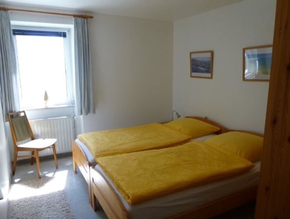 Ferienwohnung 'Deichblick' Mit Balkon Und Wi-fi - Wesselburenerkoog