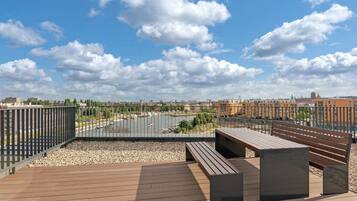 Apartamento Deluxe | Terraço/pátio interior