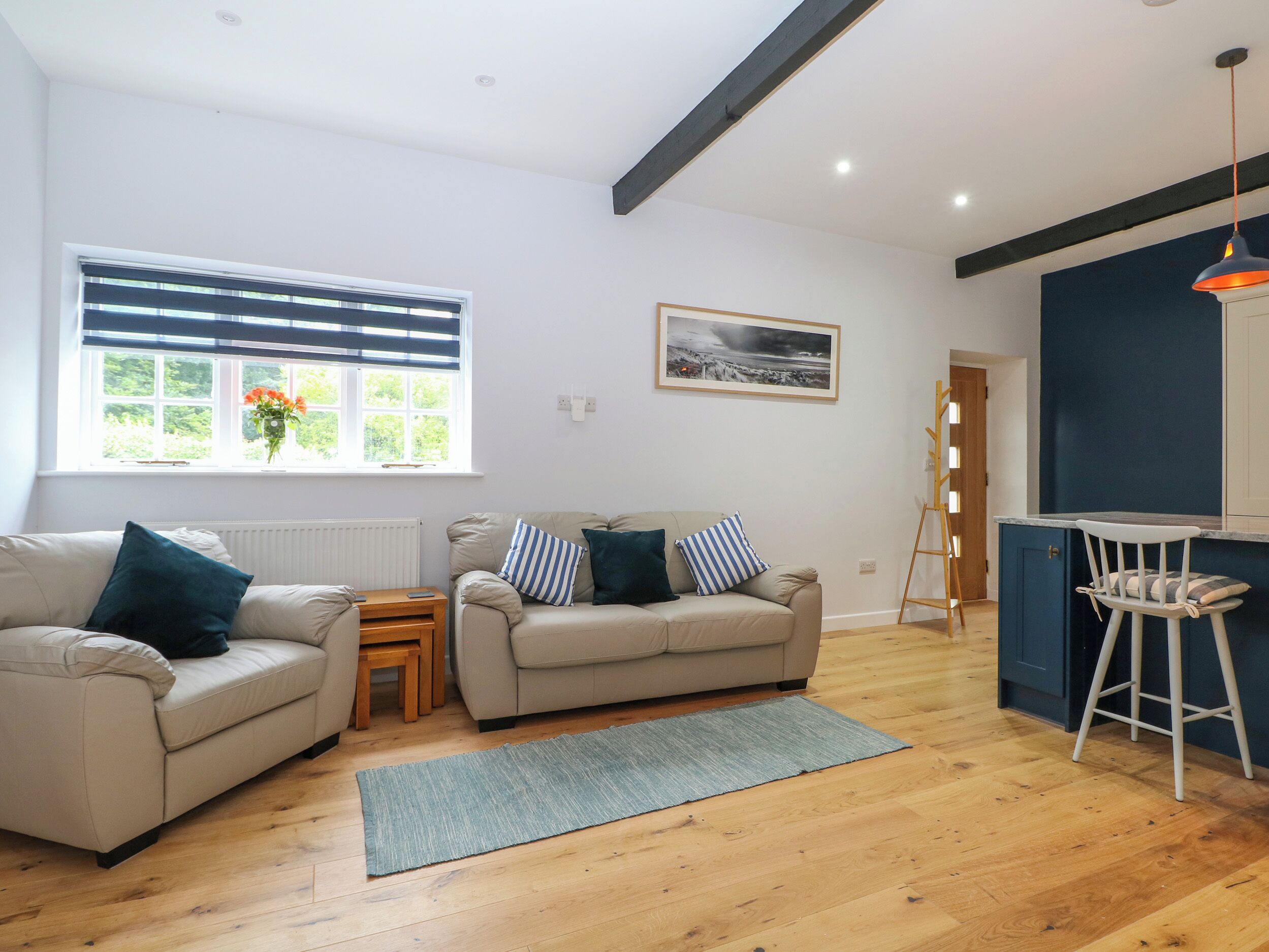 Calvin's Cottage, Pet Friendly, With A Garden In Arundel, West Sussex - Arundel