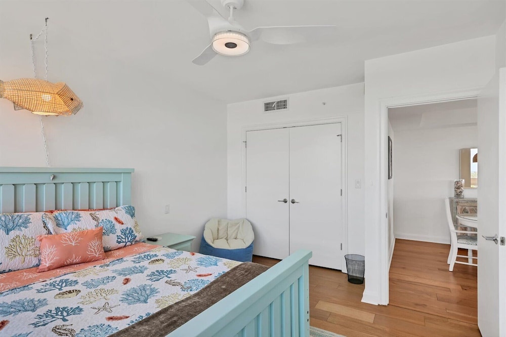 Luxury Beachside 3-br Condo At The Sanctuary By Fvc - Sarasota, FL