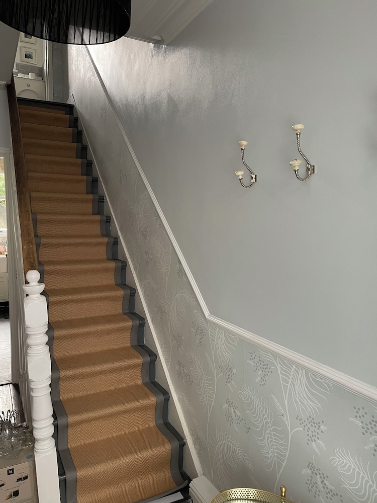 Shepherds Bush London Retreat -