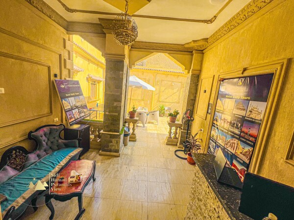 Sidi Hamad Pyramids View - Égypte