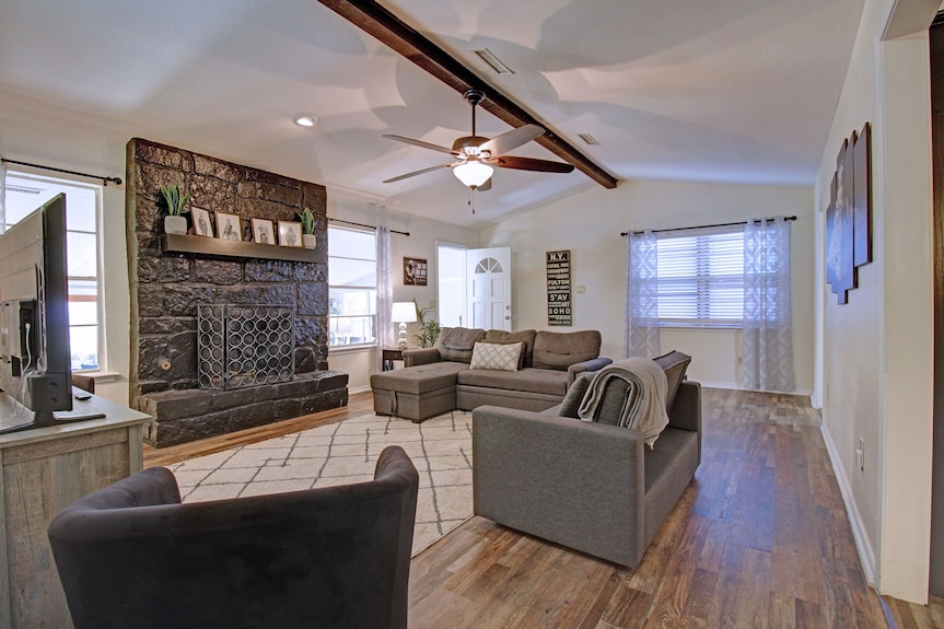 The Space Place: Cosmic-themed Family Getaway Near Hotspots In Tulsa, Oklahoma! - ブロークンアロー, OK