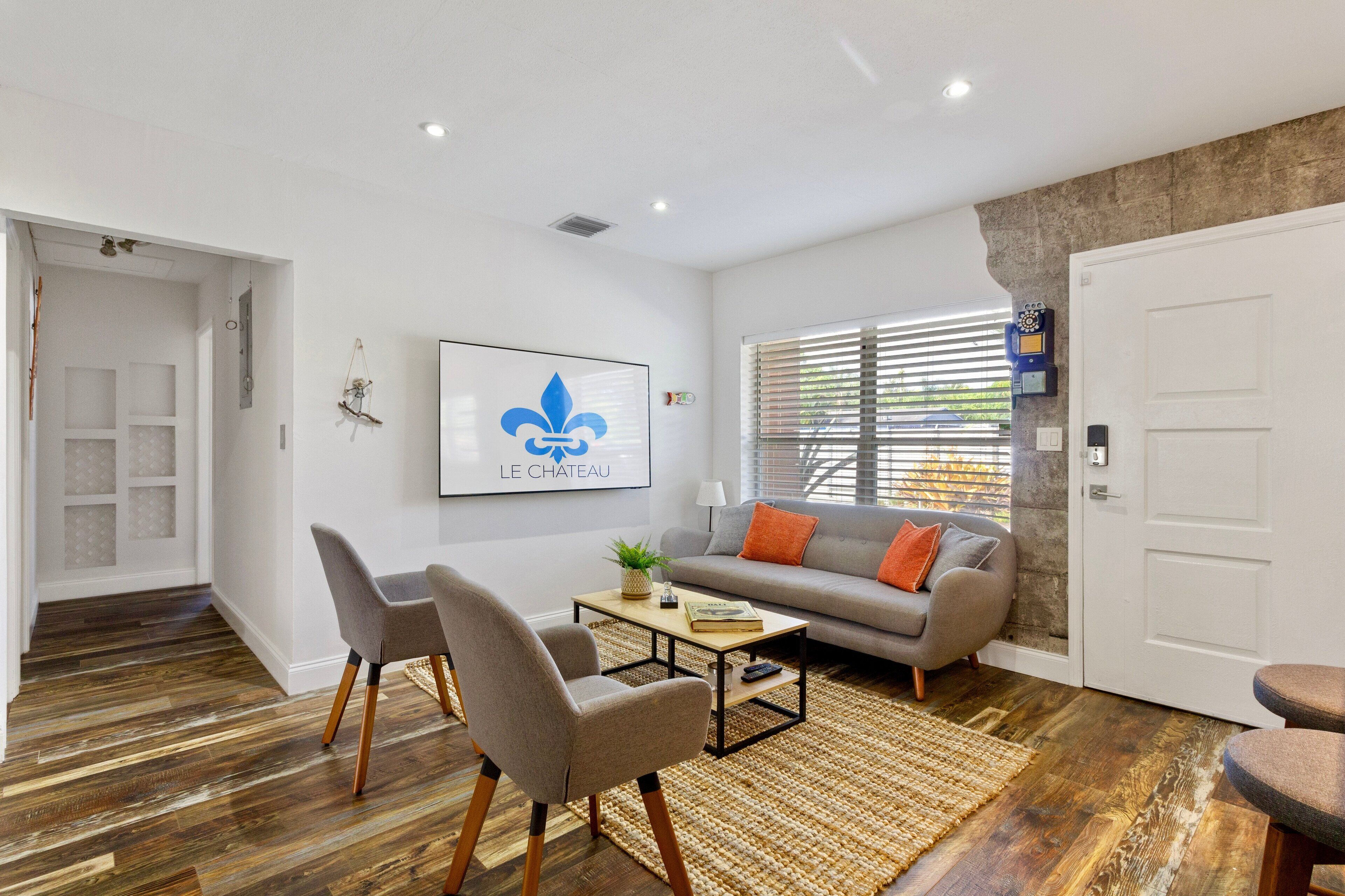 La Bougainvillea: 3br, 2ba Home - Heated Pool - Fort Lauderdale