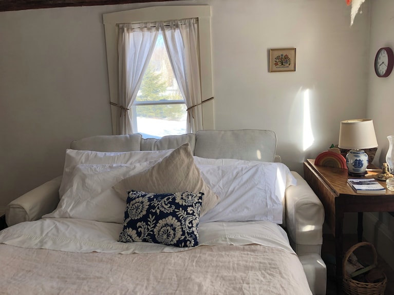 Bedrm Charming, Antiques, 1st Fl W/wo B'fast; Blue Hill Pen Priv Bath, Acadia - Maine