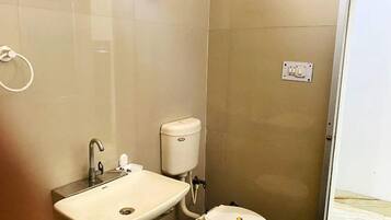 Quarto Duplo, fumadores | Casa de banho