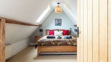 Casa, vista para o jardim | 3 quartos, ferro/tábua de engomar, Wi-fi grátis