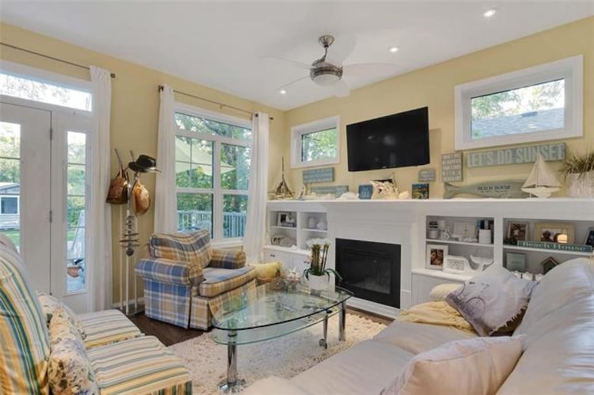 Cozy All Season Luxury Cabin In Grand Beach / Starlink - マニトバ