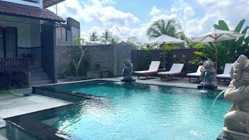 Piscina exterior