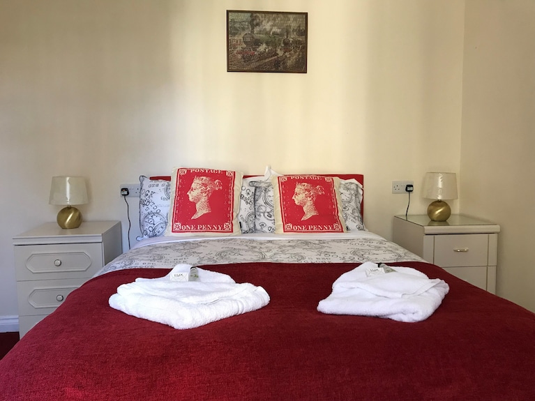 5 - Superking Room W/shower, Free Continental Breakfast - ペイントン