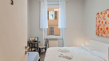 Quarto básico | Wi-Fi de cortesia