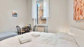 Quarto básico | Wi-Fi de cortesia