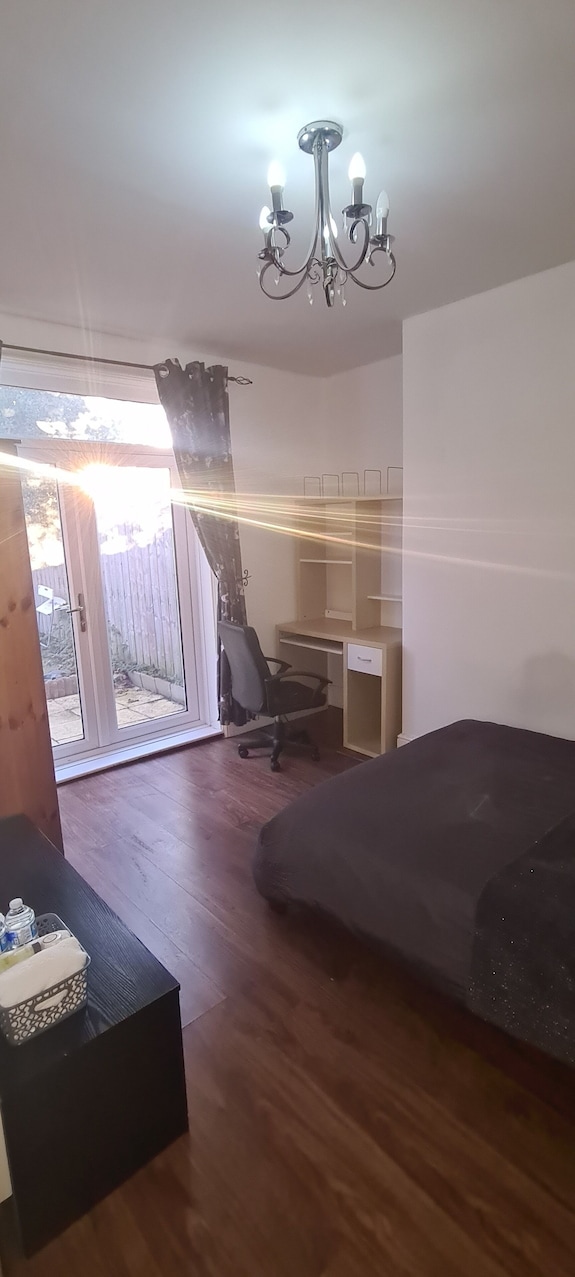 Cade's Bnb. Newcastle Upon Tyne. - Gateshead