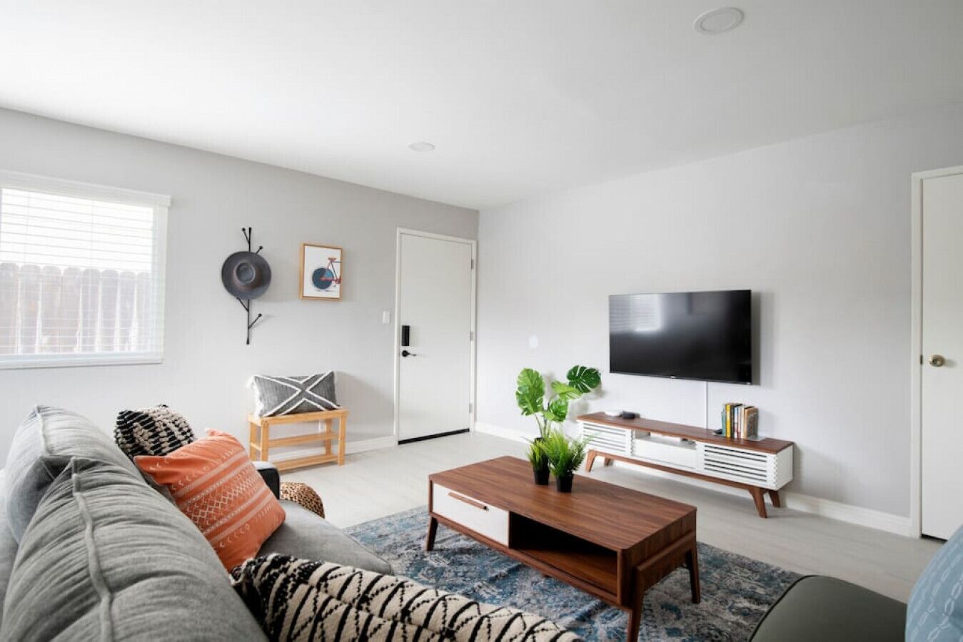 5 Mins To Dt Alhambra - Homey 2br Apt W King Bed - Pasadena, CA