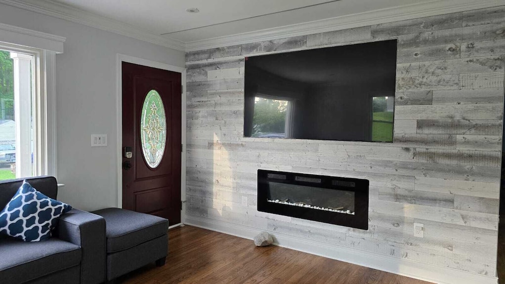 Charming 3-bedroom House With Ac And Wifi Lower Label Muvie Theater , - Bethel, CT