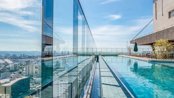 Apartamento Básico | Piscina | Piscina exterior