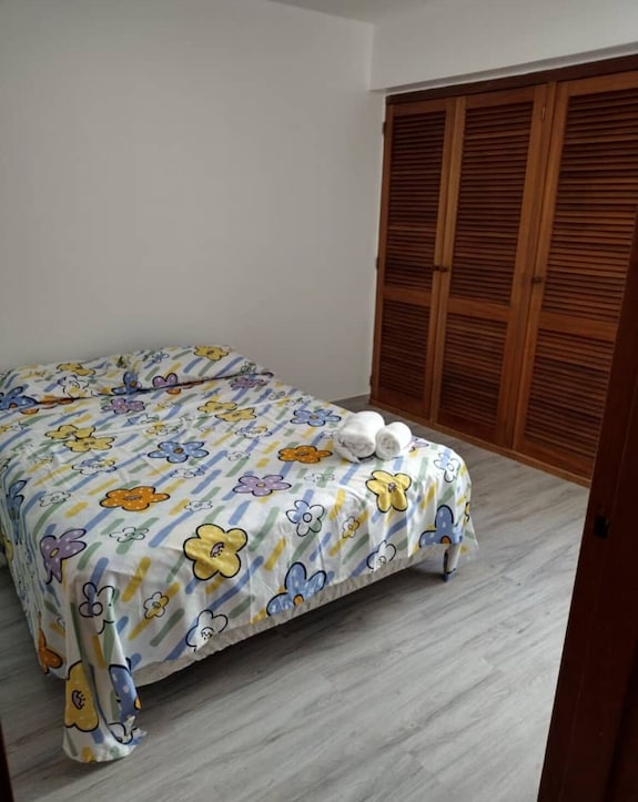 Charming 2-bedroom Apartment In Brilliant Caracas With Ac, Fitness Room, Wifi - Caracas