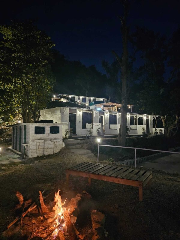 The Sweven Neervan - Rishikesh