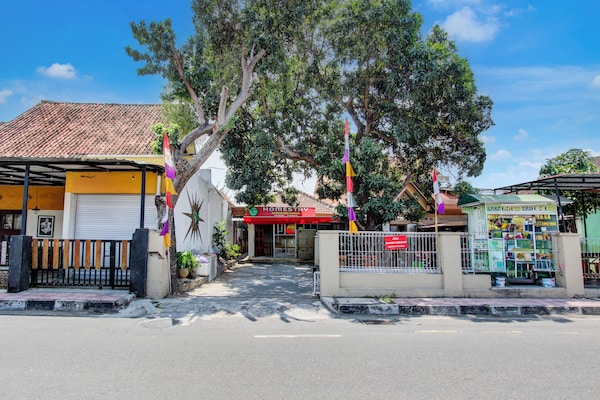 Hotel O Homestay Alqid Syariah - Yogyakarta