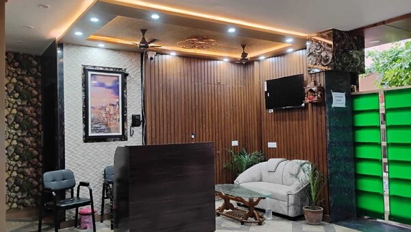 Devvanshi Palace - Varanasi