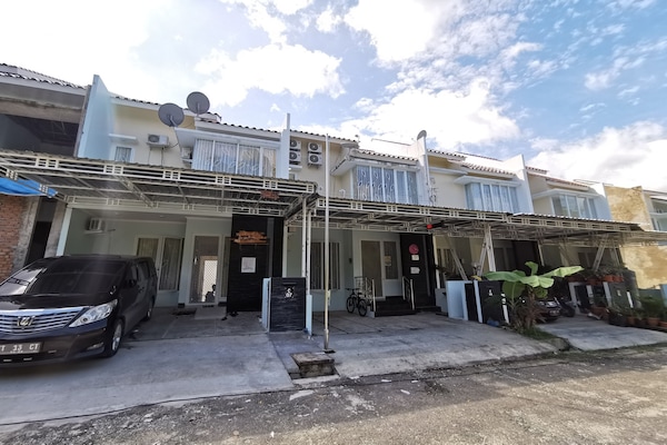 Hotel O Rama Homestay - Samarinda