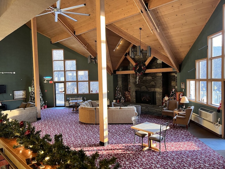 Resort Hotel At Loon Mountain W/pool, Hot Tub, Ski Hike - New Hampshire