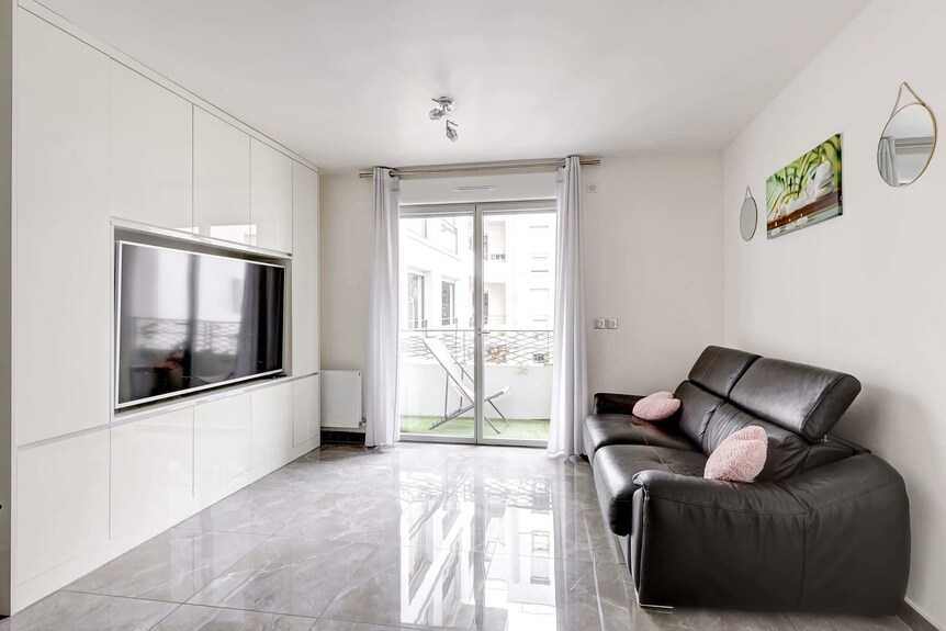 Terrasse Et Lumière Aux Buttes Chaumont - Paris 11e Arrondissement